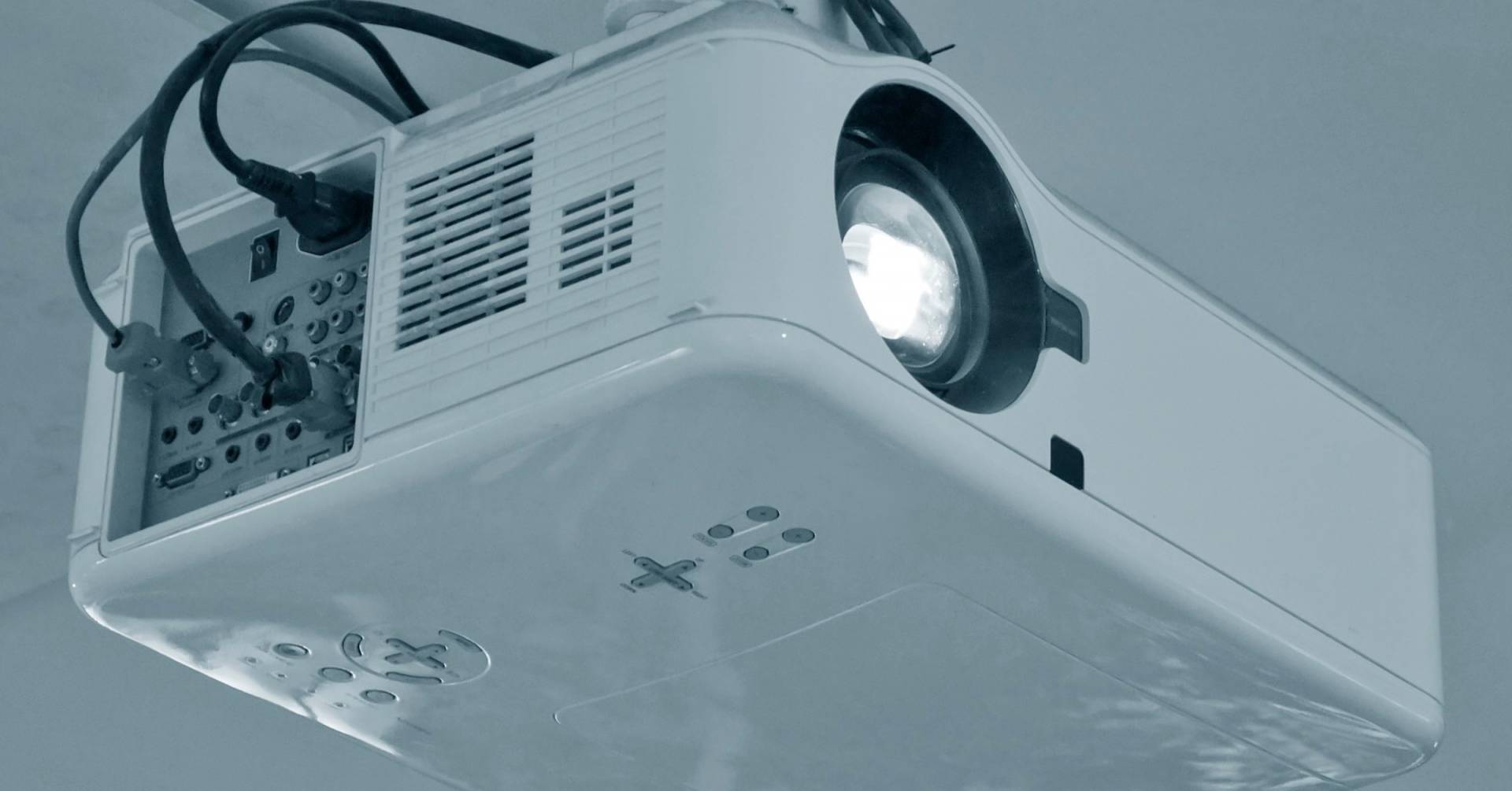 The Best Projector With Hdmi Port For 2025